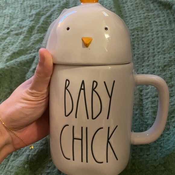 Rae Dunn | Kitchen | Baby Chick Rae Dunn Mug With Topper Brand New ...